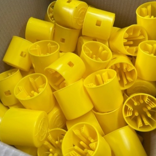 Yellow Star Picket Post Caps x 100pcs – L&N GROUP